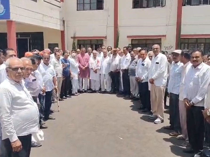 Latest Dhar News (धार न्यूज़): पढ़ें 26 मई के ताज़ा समाचार दैनिक भास्कर पर