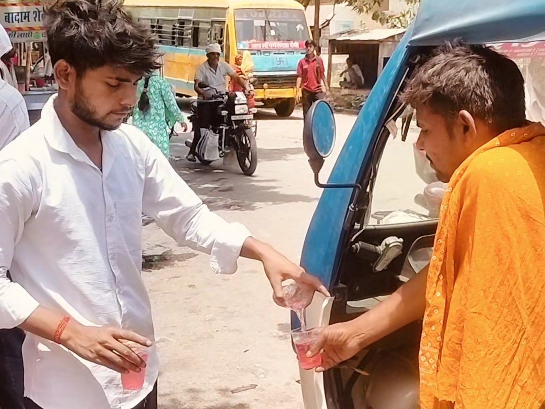 Rewati Bus Stand Youth Serve Sharbat | Ganga Dashahara, Bada Mangal