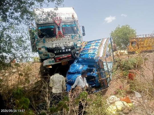Babina National Highway Accident: 5 Injured, Jhansi Refer