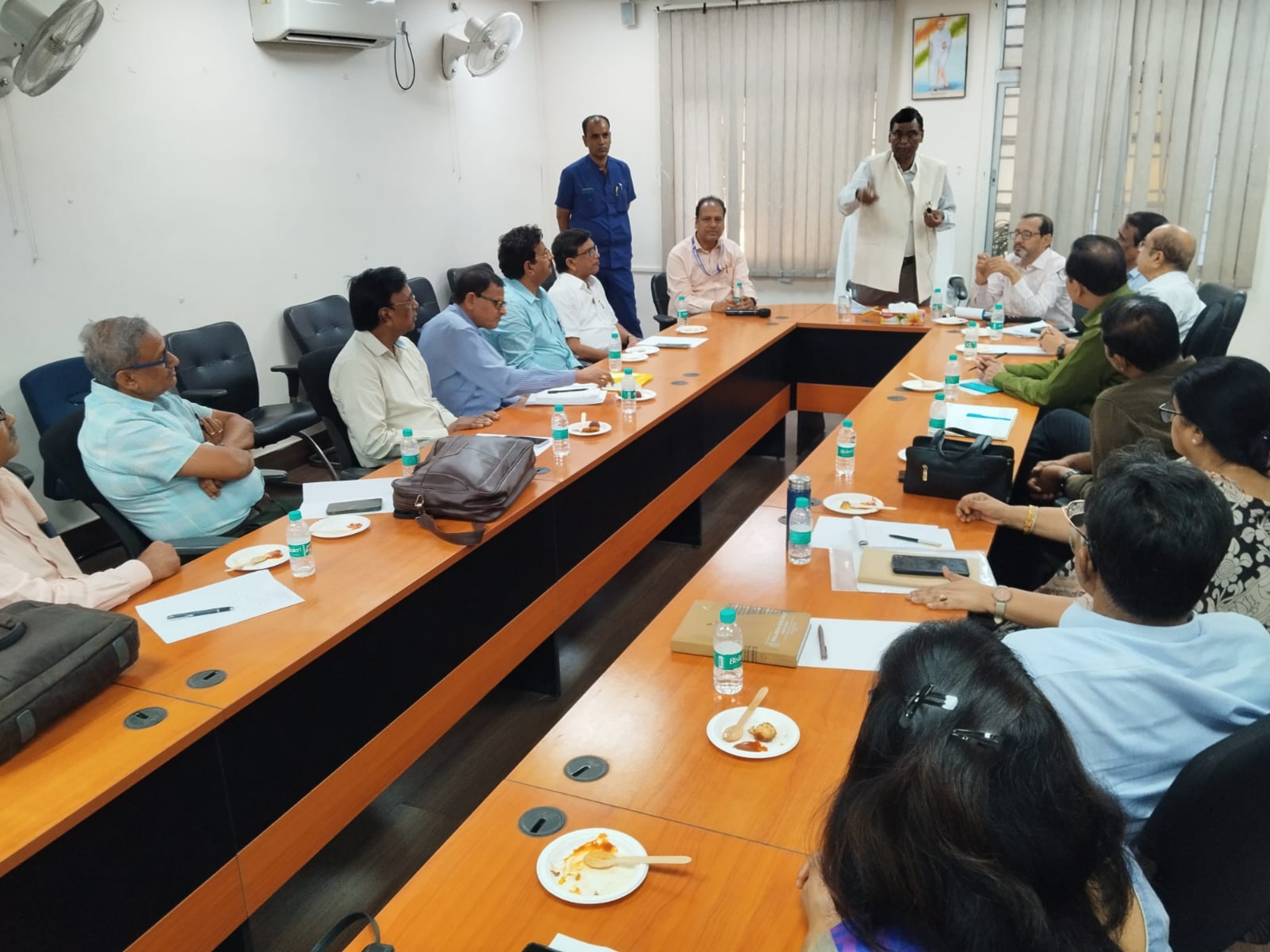 The Vice Chancellor held a meeting with the newly appointed principals ...