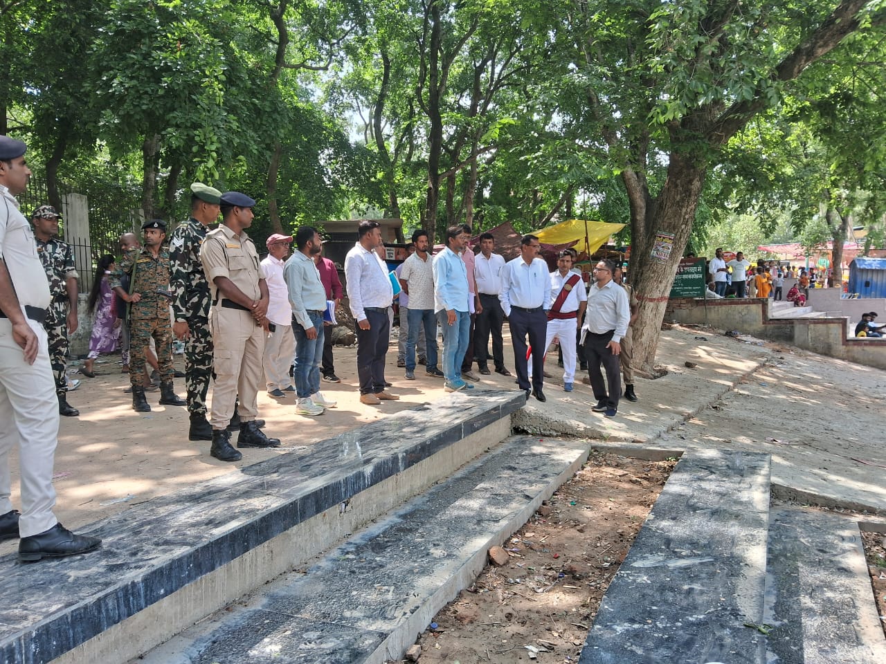 DM inspected the construction work of Thawe Durga Temple and gave ...