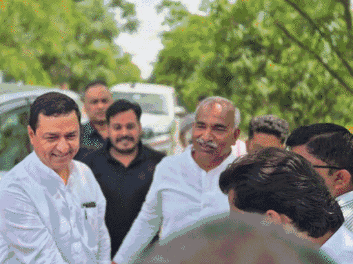 Uttarakhand Dinbhar: BJP Internal Politics, Boycott Uttarakhand Trend ...