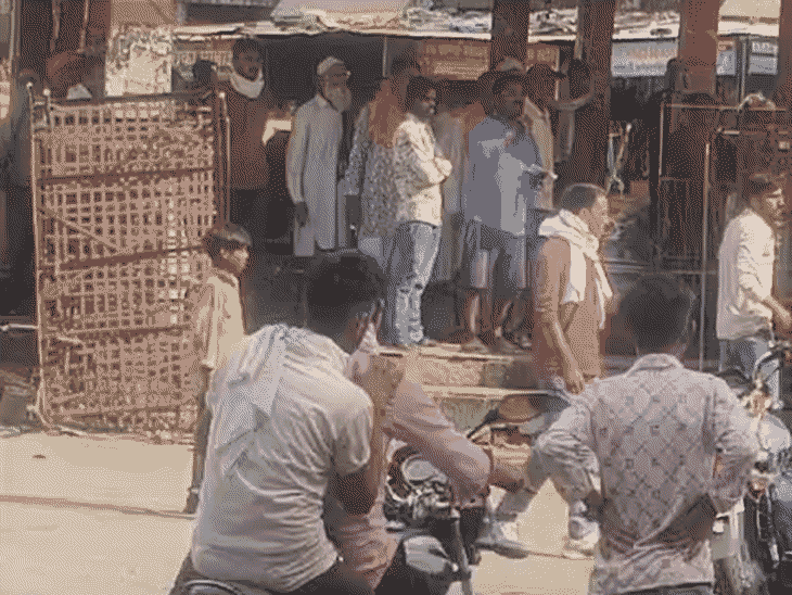 Ichhawar Bus Stand Assault | Passengers Scared, Video Viral