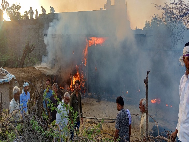 Sop Village Barn Fire | Villagers Battle Blaze, Save Fodder