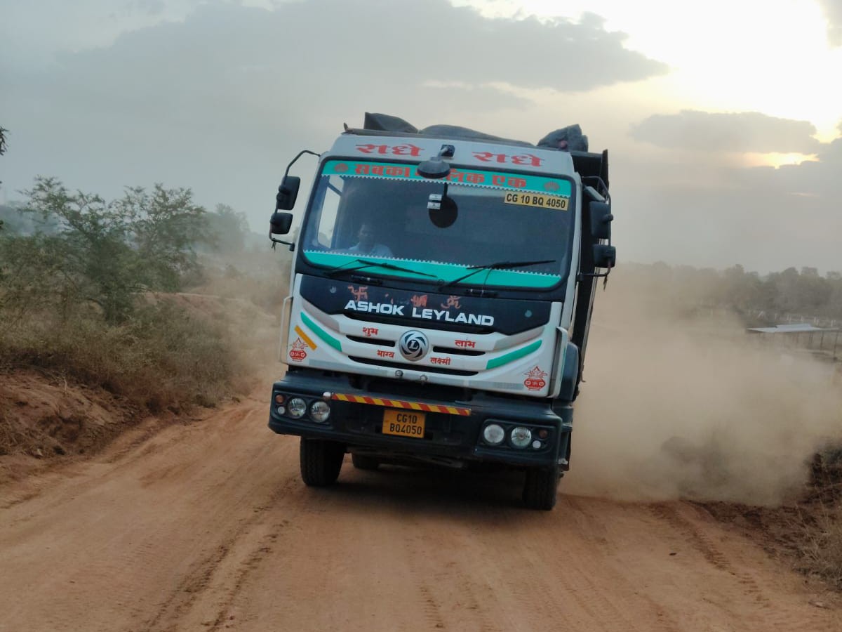 Jogi Pali Villagers Halt Illegal Sand Mining | Action Demanded