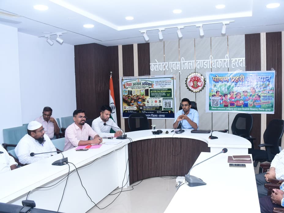 Harda Poshan Prahari & Vidya Aasan Campaign Expansion | School Benches