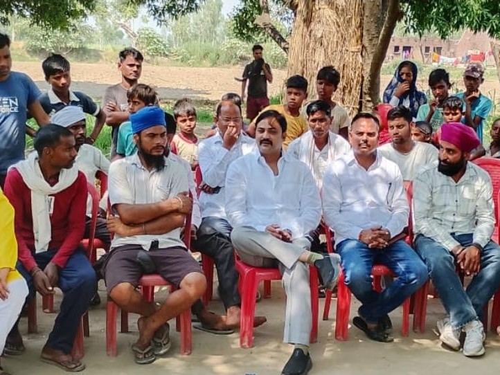Karyi Bareli Fire Victims Get MLA Sourav Singh Assurance