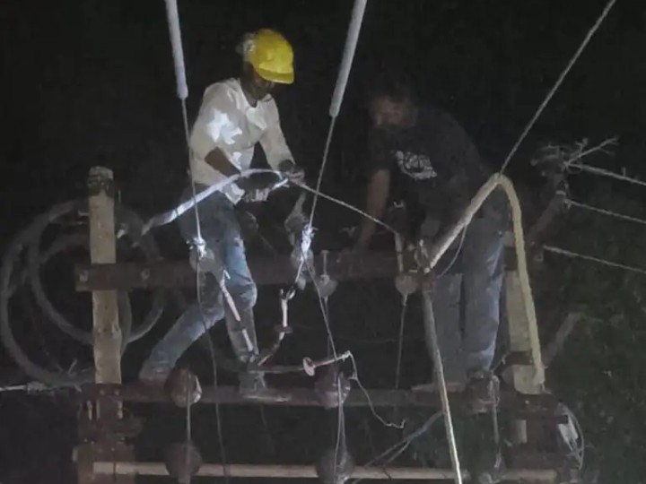 Nigohan Short Circuit: High Tension Line Falls on Houses | Villagers ...