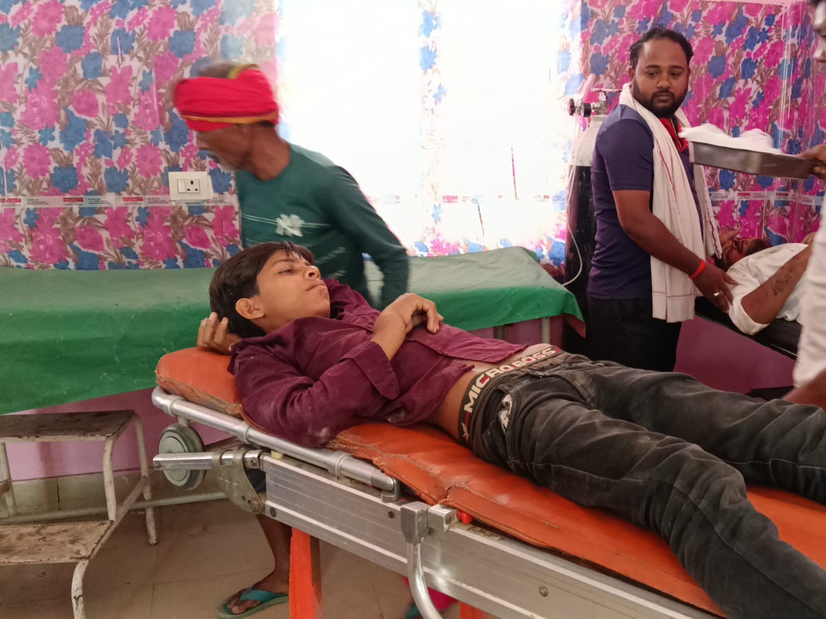 Shravasti Guava Tree Fall | Boy Critical, Referred To District Hospital