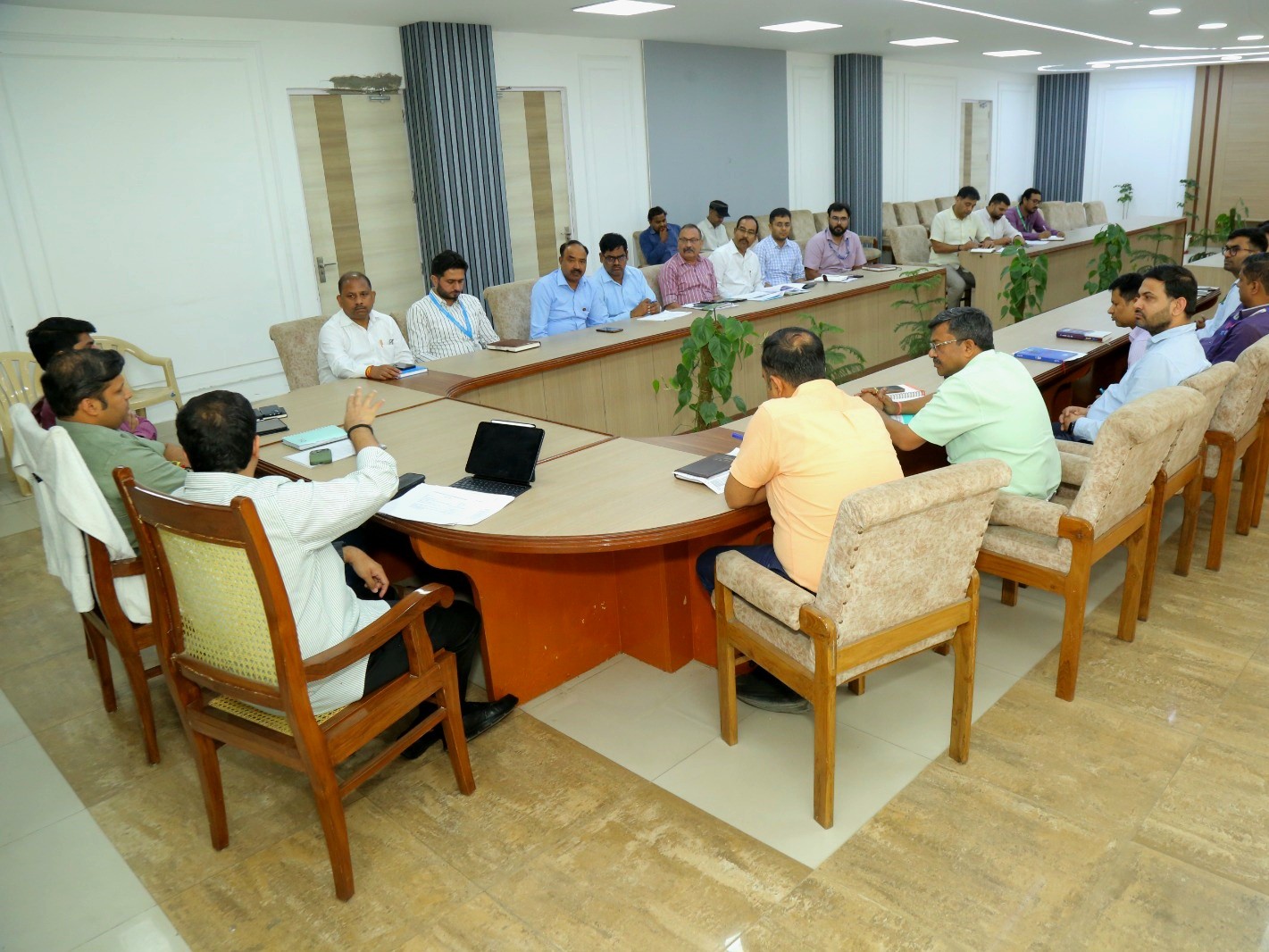 Ghaziabad Dust-Free City Directive | DM Ravi Kumar Mandar Air Pollution ...