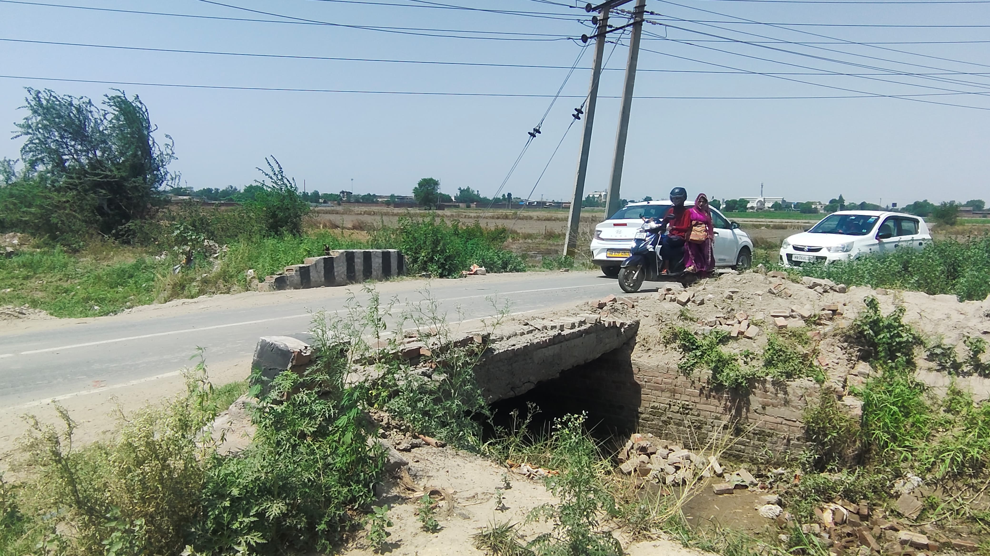 Broken railing on Rajpura Minor increases risk of accidents