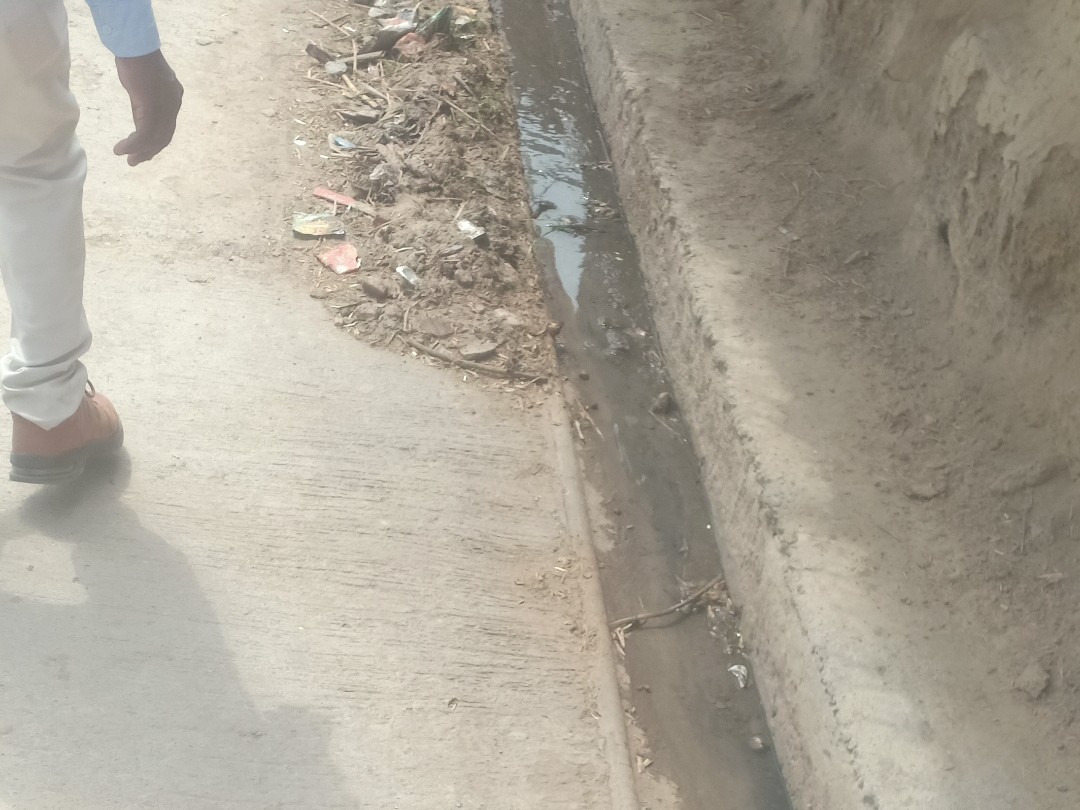 Shravasti Nirha Open Drain | Disease Risk, Residents Distress