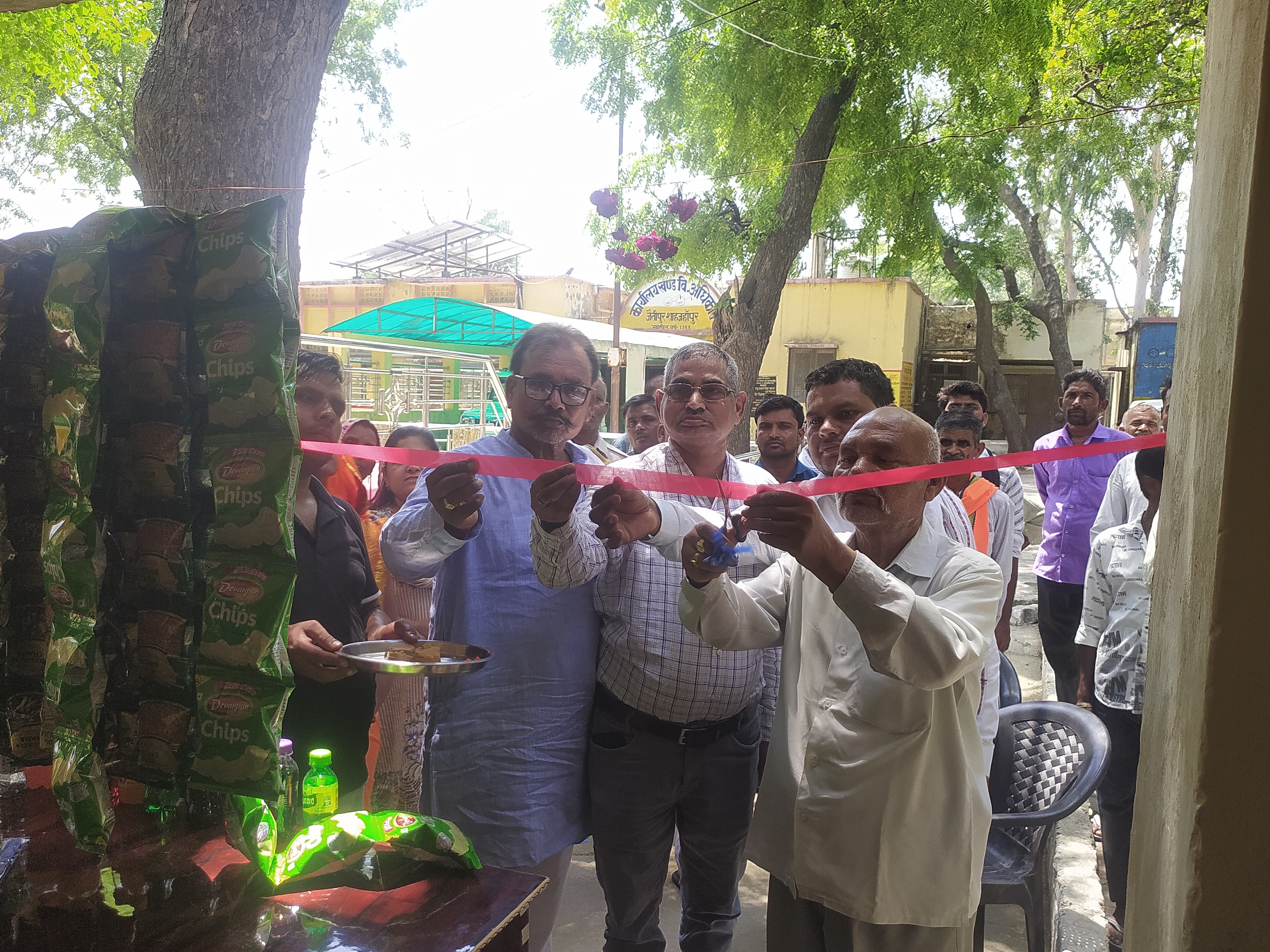 Shajahanpur Ex-MLA Inaugurates Prerna Canteen for Women Employment