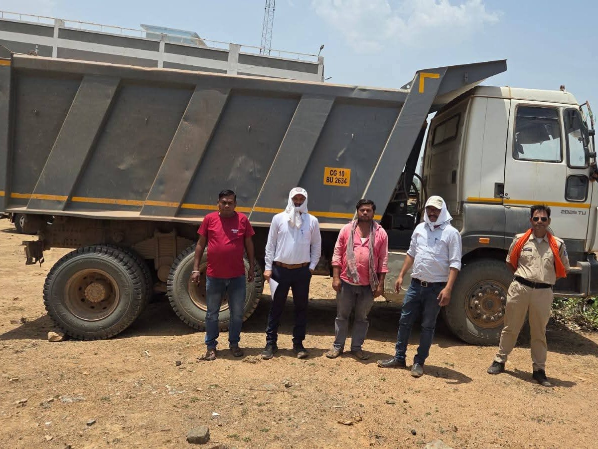 Umaria: Poklane, Hyva Seized For Illegal Murrum Mining In Railway Work