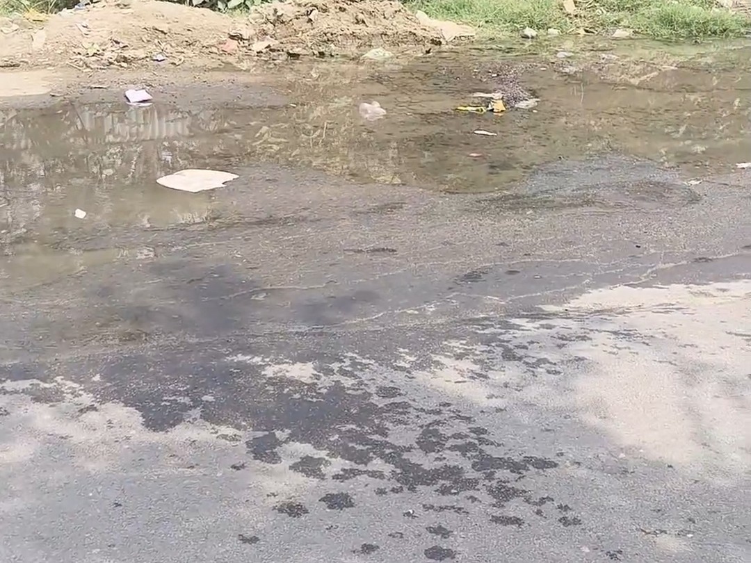 Lakhna PHC Waterlogged | Drinking Water Line Leakage Causes Havoc
