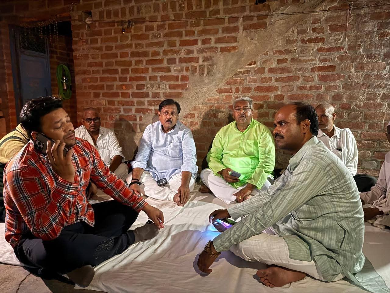 Anujesh Pratap Yadav Visits Karehal Villages | Offers Condolences