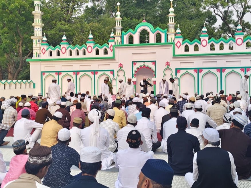 Milky Pur Eid Ul Adha Peaceful | 19 Idgahs 4 Mosques Namaz; Police Vigil