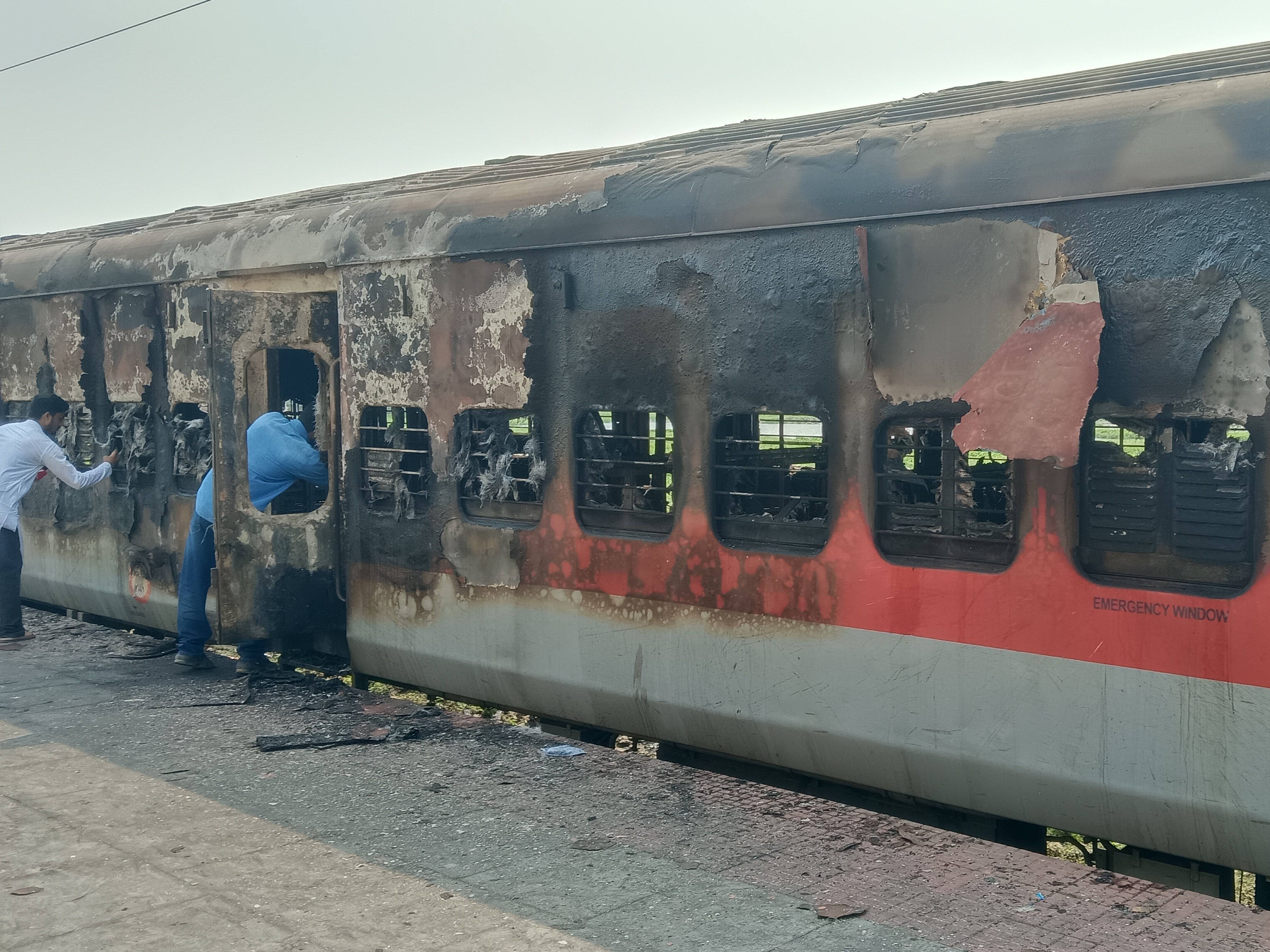 Madhubani Station Train Bogie Fire | DRM Forms Probe Panel