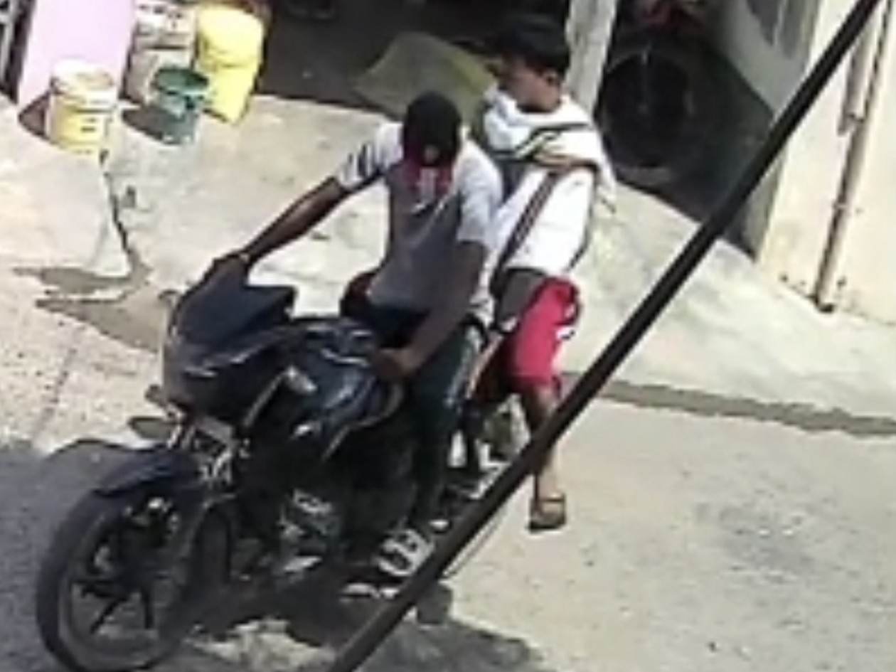 Bareilly Apache Bike Theft | Splendor Youth CCTV Footage