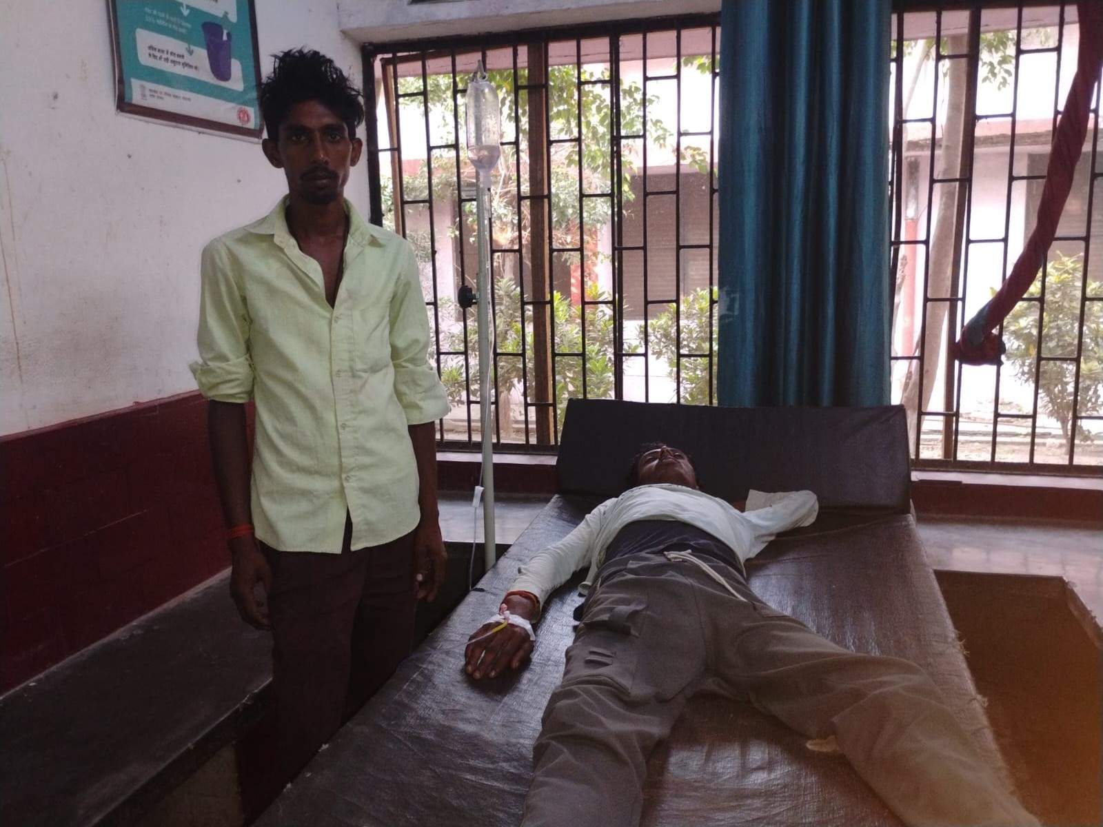 Barabanki Patna Village Family Dispute Poison Case | Youth Critical