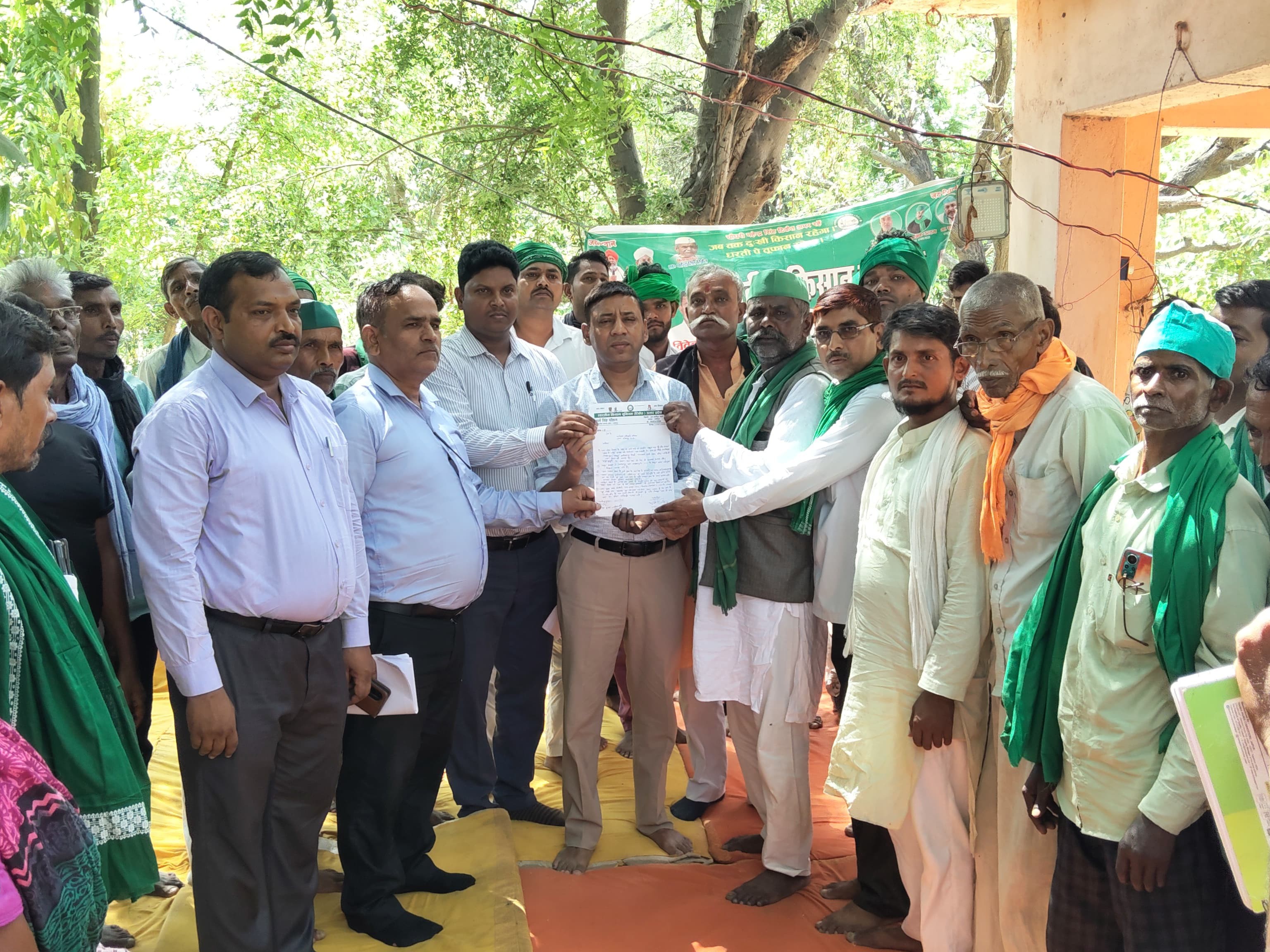 Khaga Farmers End Protest After Admin Assurance | UP News