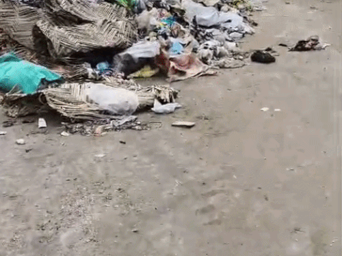 Meerut Nagar Nigam Fails Eid Cleanliness, Water Arrangements | NMC Flops