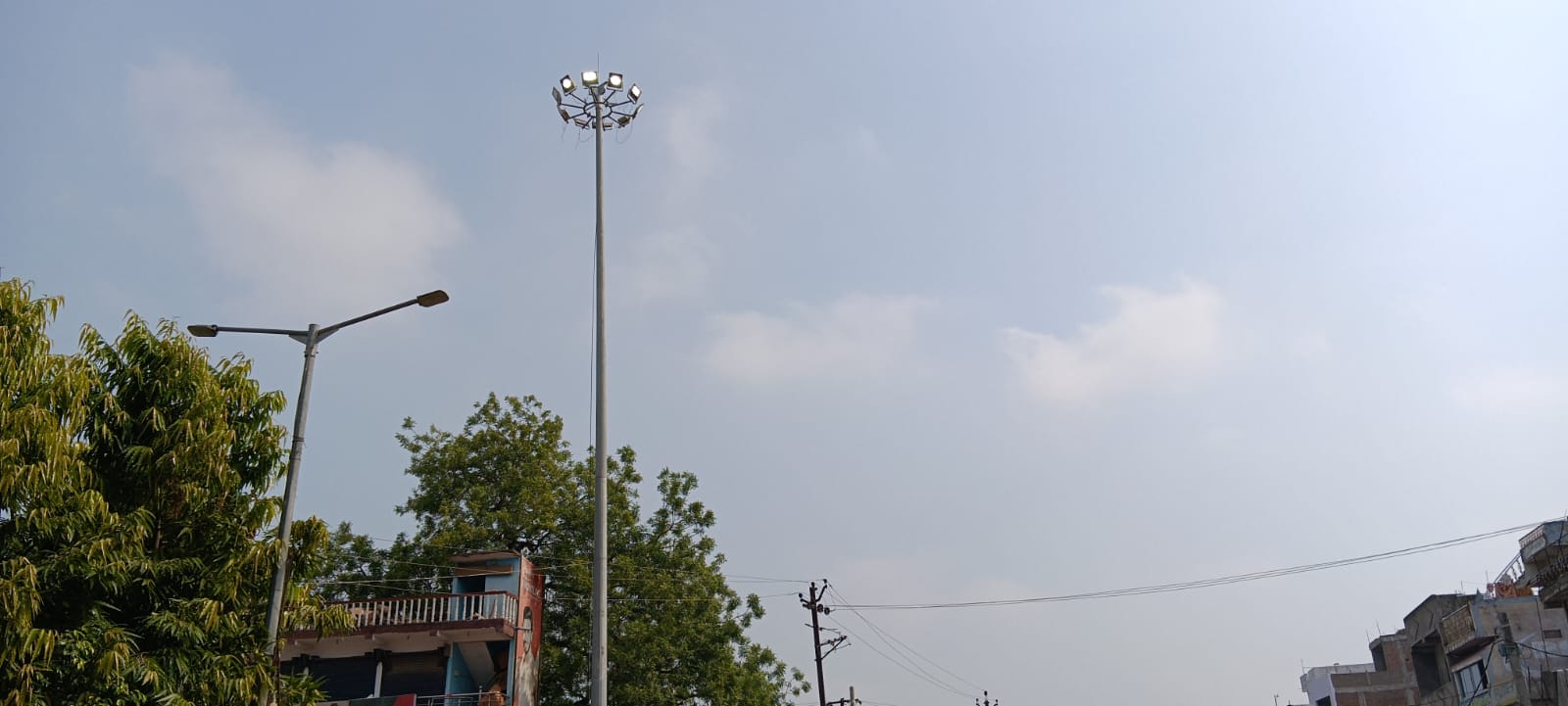 High mast lights kept burning during the day, wasting electricity