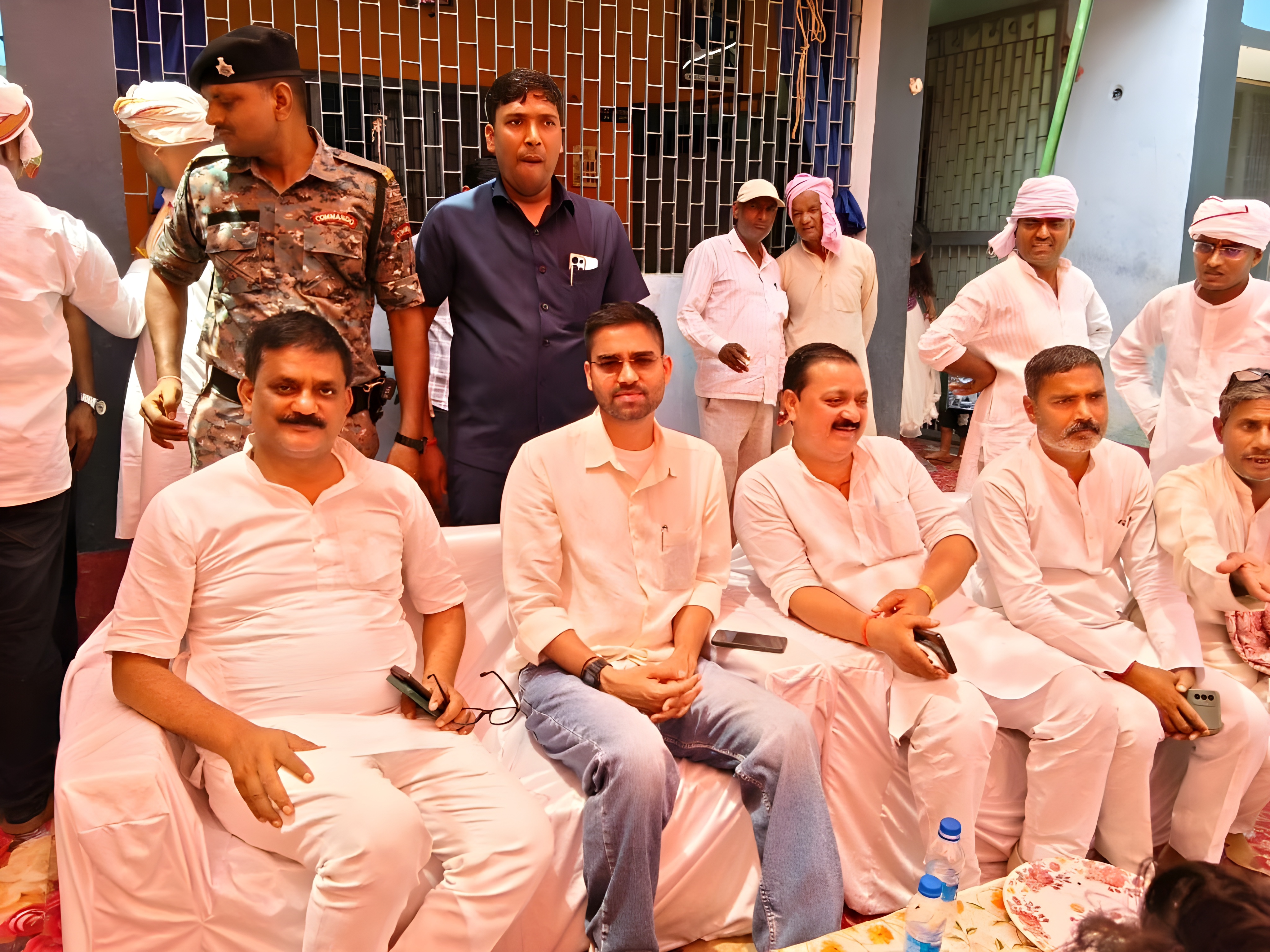 Ministers and public representatives participated in the Shraddha ceremony.