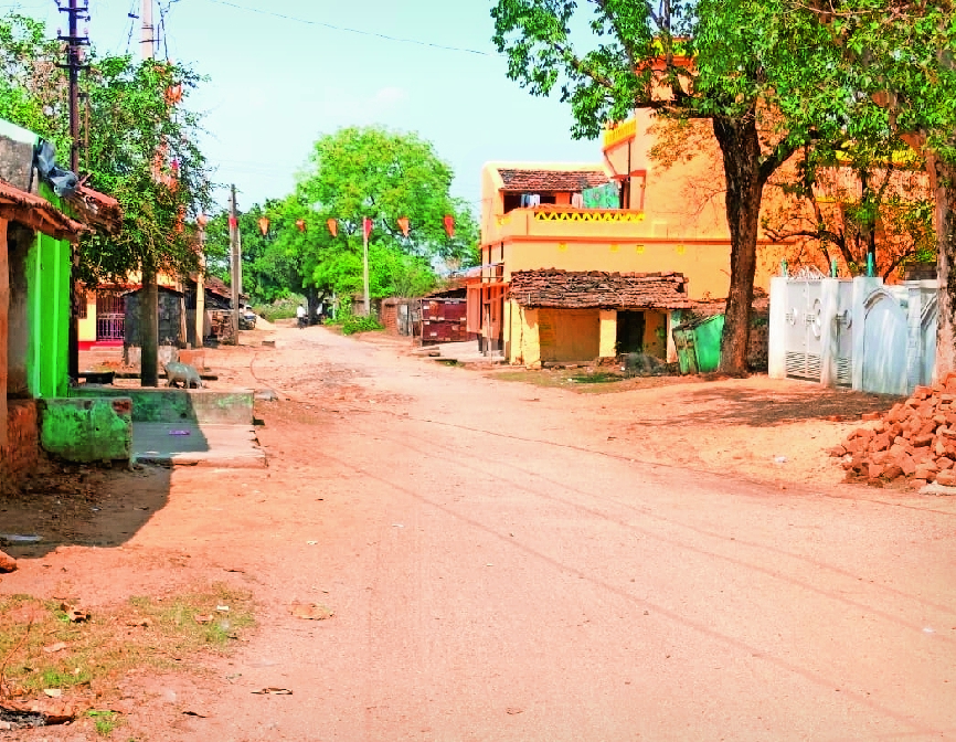 Due to lack of employment, the villagers of Gediya are forced to migrate.