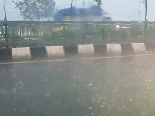 Patna Red Alert: Heavy Rain, Daylight Darkness | Weather Update