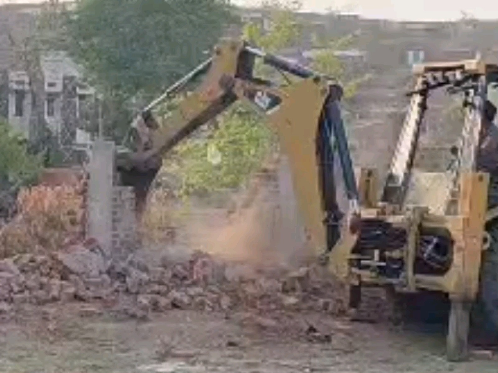Sagar MP: Illegal Colonies Demolished in Pagara, Bhaisa | JCB Action