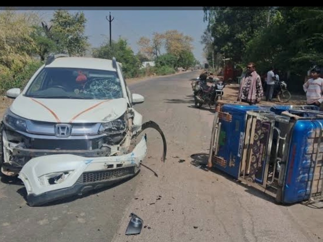 Panipat Accident | E-rickshaw Car Collision Near Shahpur Village; 4 Injured
