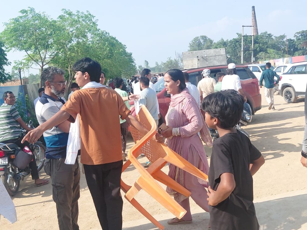 Bijnor Kiratpur Lake Dispute: Brawl Erupts, Several Injured