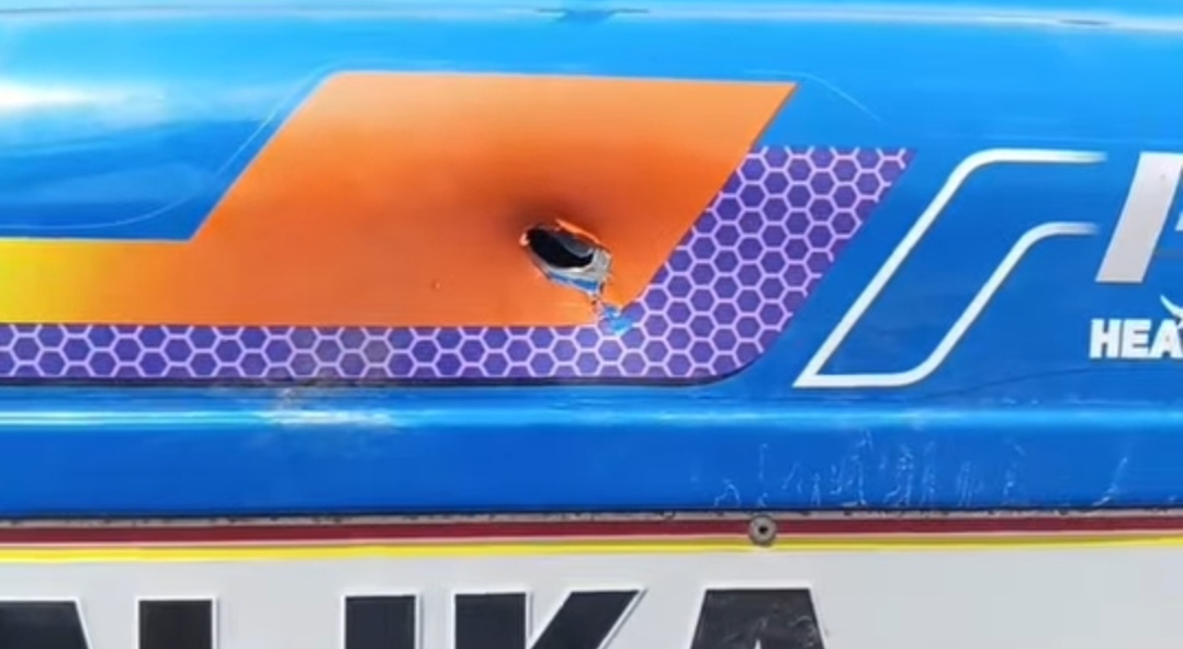 Firing in broad daylight over land dispute, tractor hit by bullets ...