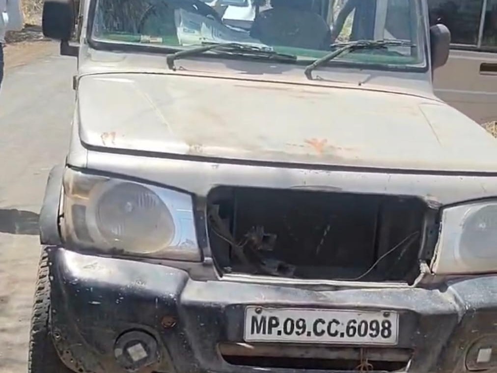 Dhar Police Seized Liquor Vehicle | Congress Leaders Nabbed