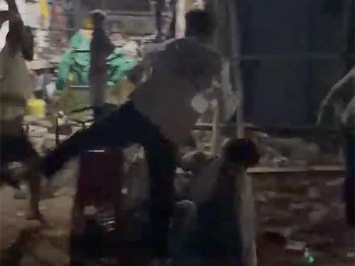 Balod Shopkeeper-Youth Brawl | Theft Attempt Video