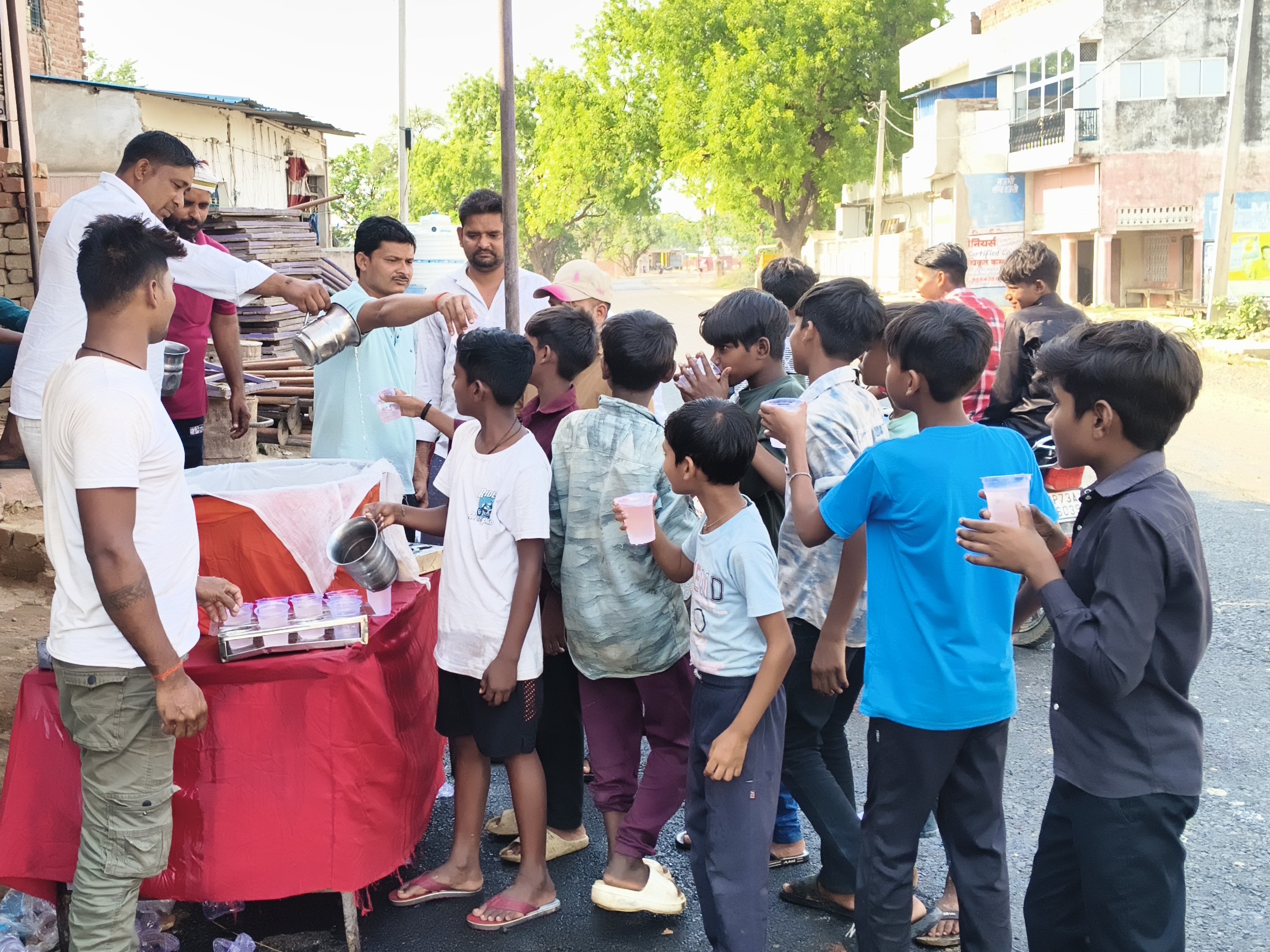 Sharifabad Sharbat Distribution for Heat Relief on Ahilyabai Holkar Jayanti