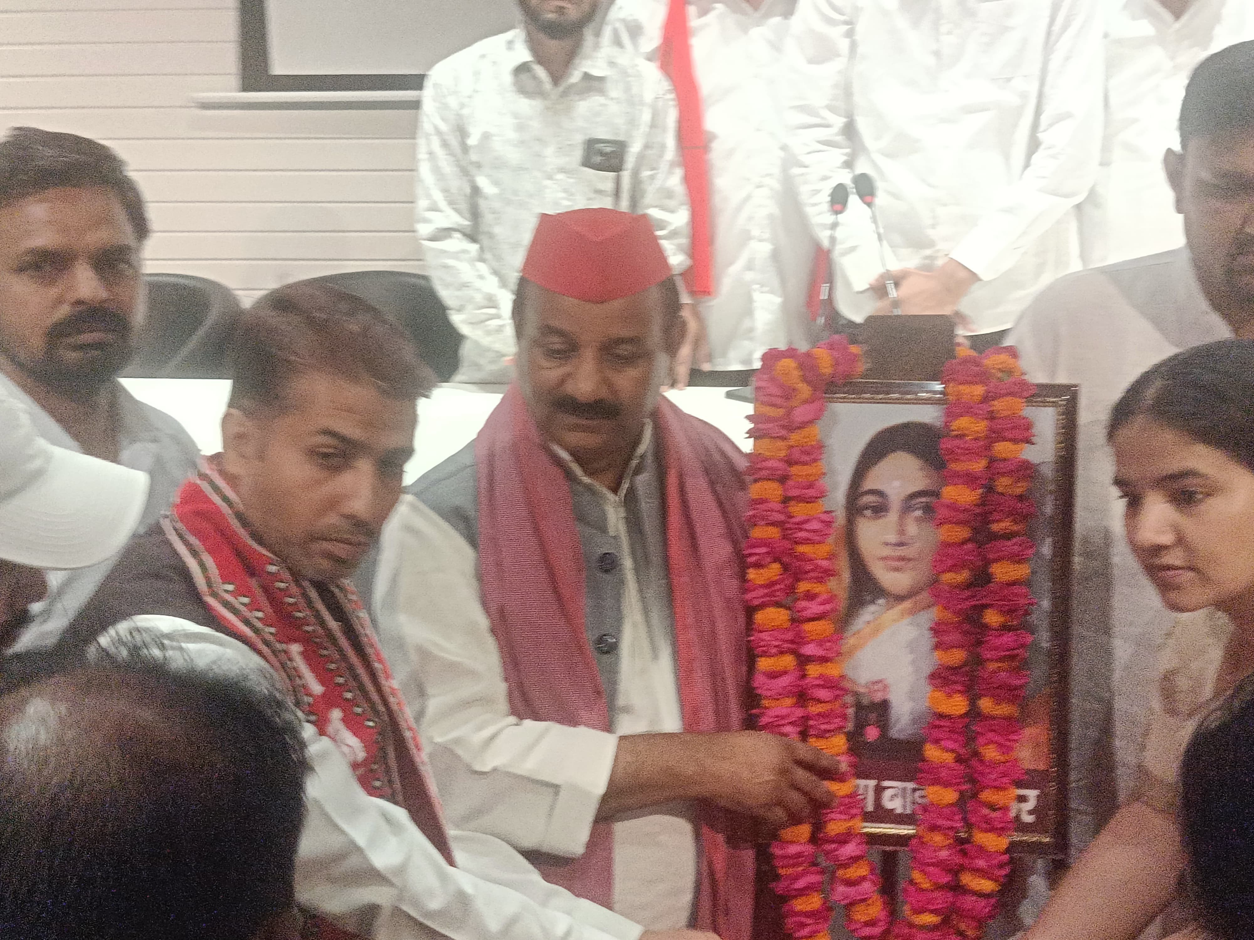SP Leader Atul Yadav Pays Tribute to Ahilyabai Holkar | Jayanti