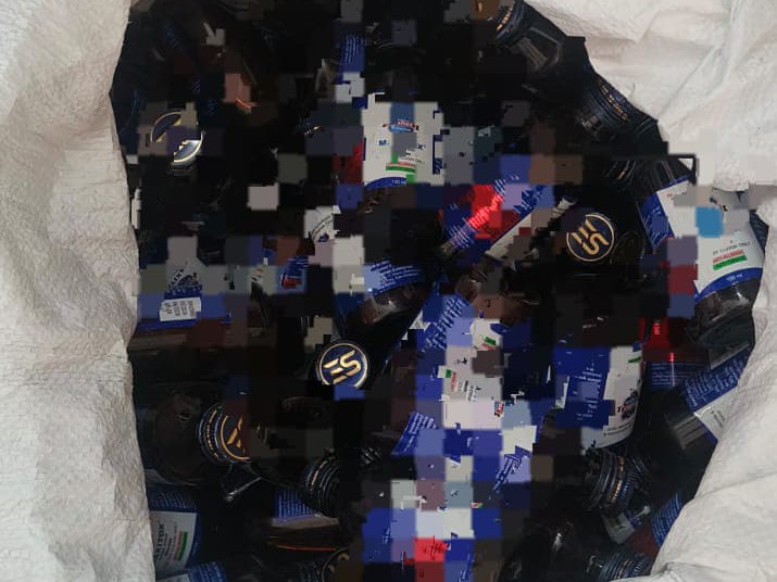 Champanagar Police Arrest Smuggler | 9.4L Cough Syrup Seized Purnea