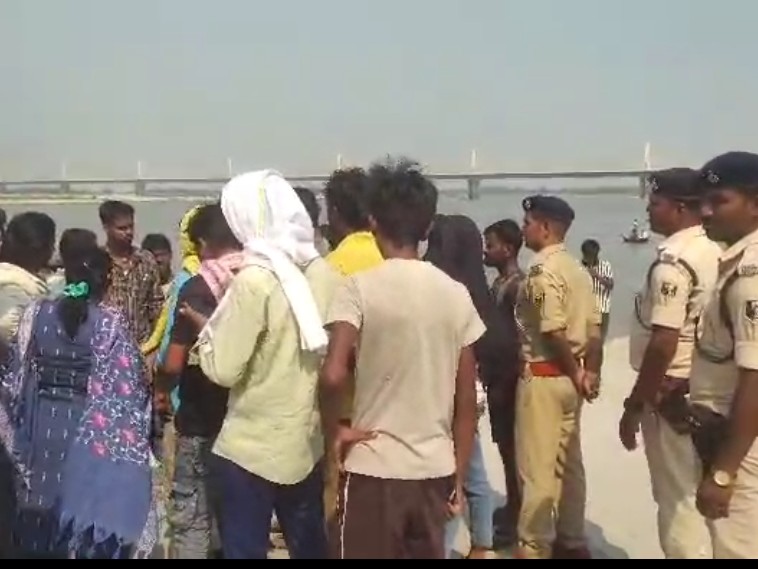 Patna Ganga Drowning: Teen Dies Saving 2 Friends
