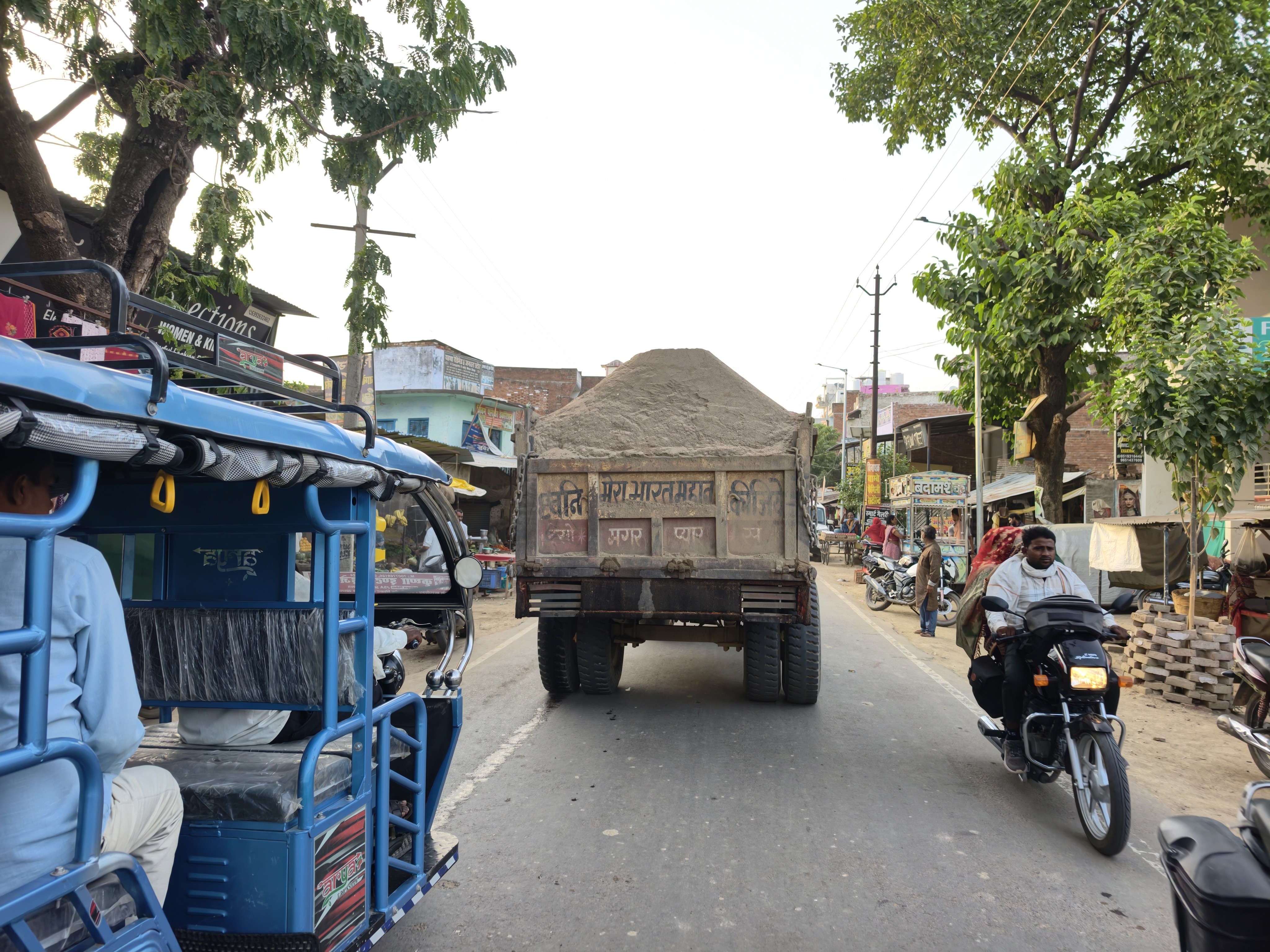 Khakhrelu Police Overload Vehicle Questions Administration