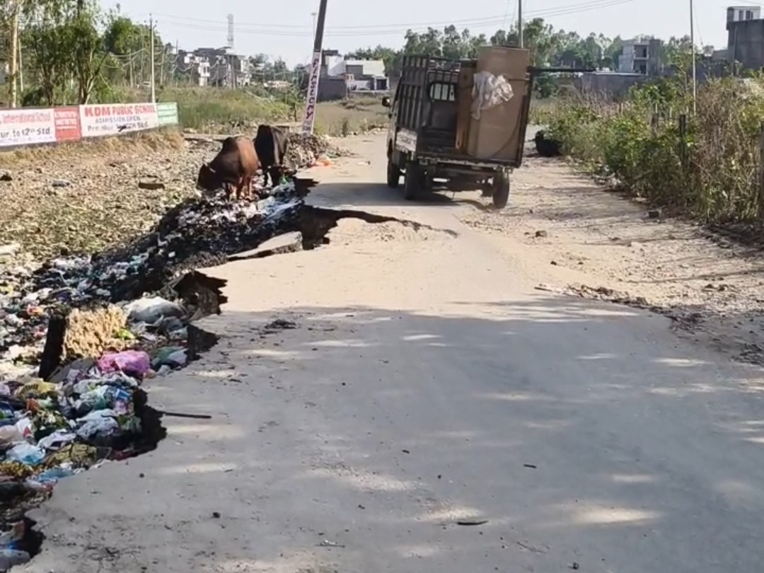 Pathankot-Manwal Road Potholes | Traffic Jam, Repair Demand