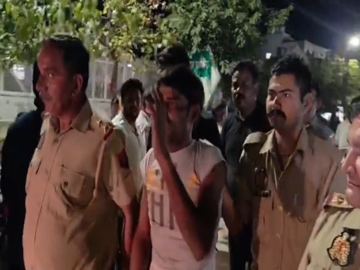 Vrindavan Parikrama Girl Harassment Arrest | Viral Video