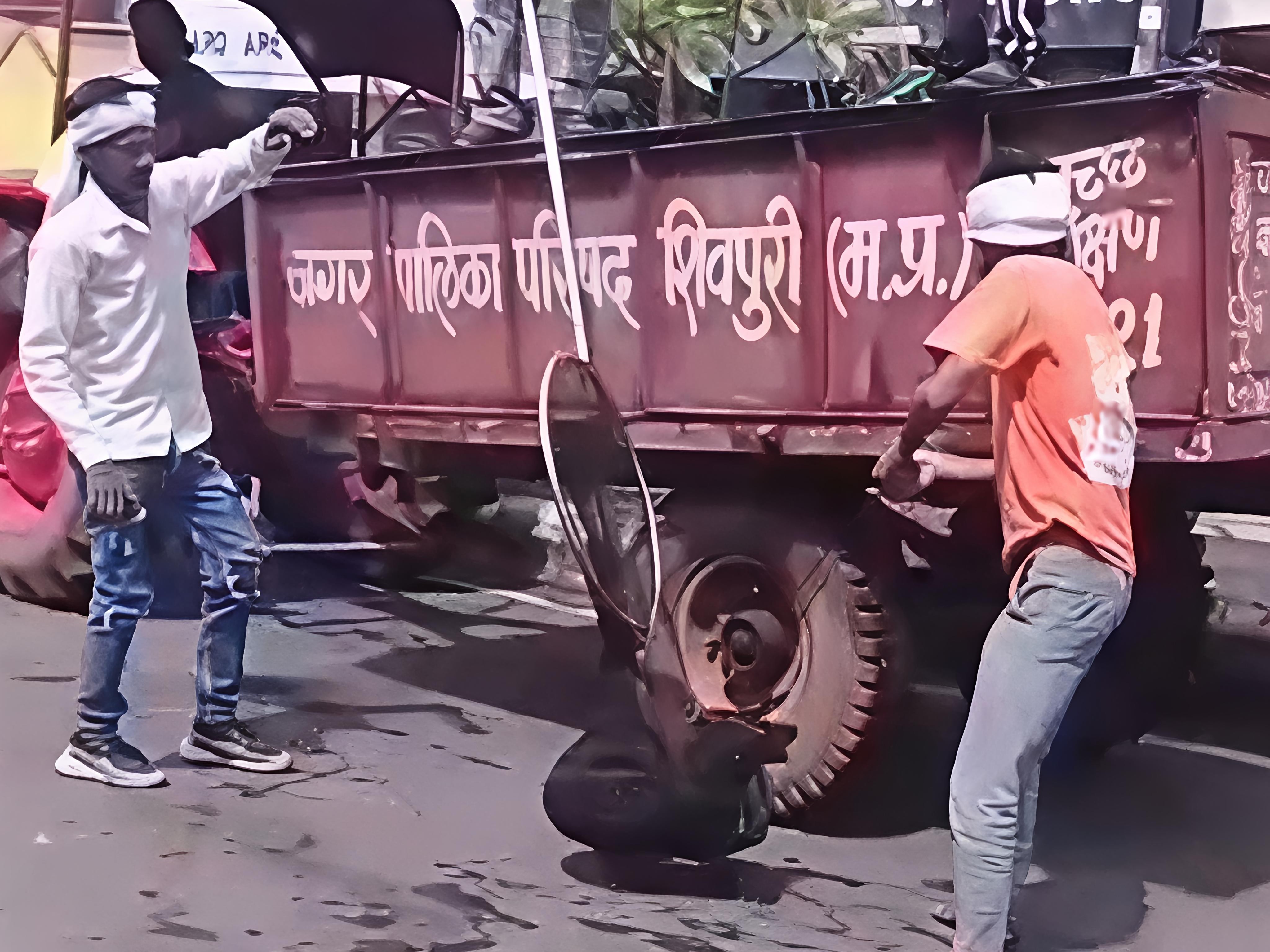 Shivpuri Dog Attacks | Stray Dogs Escape During Capture Drive; 65 Bites ...