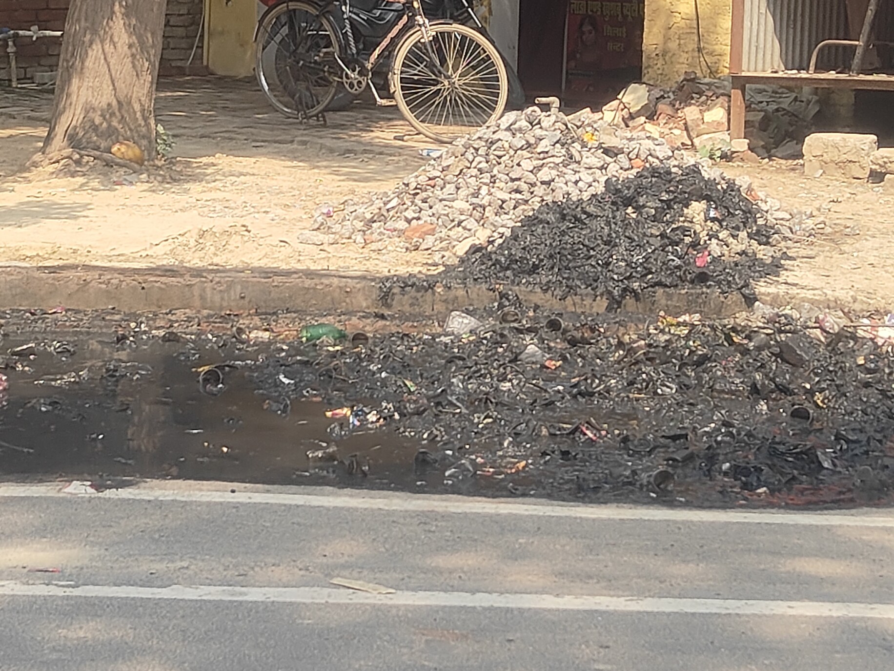 Usarahar Drain Cleared After Dainik Bhaskar Report | Administration Active
