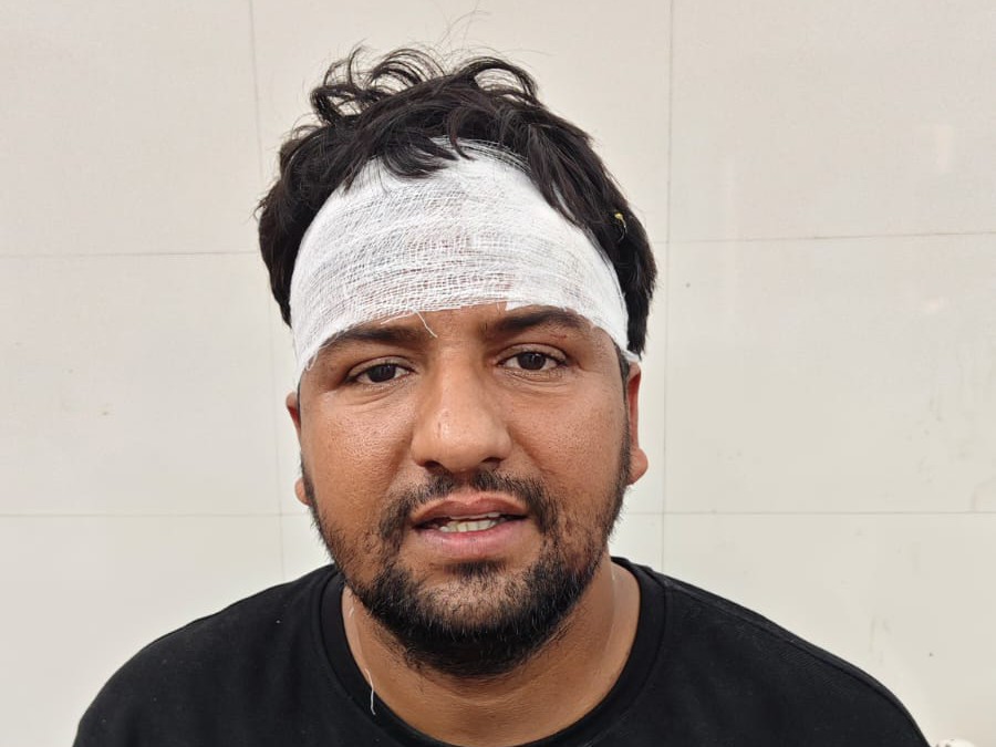Swar Bijli Vivad: Gram Pradhan Pati, Advocate Attacked | FIR Lodged
