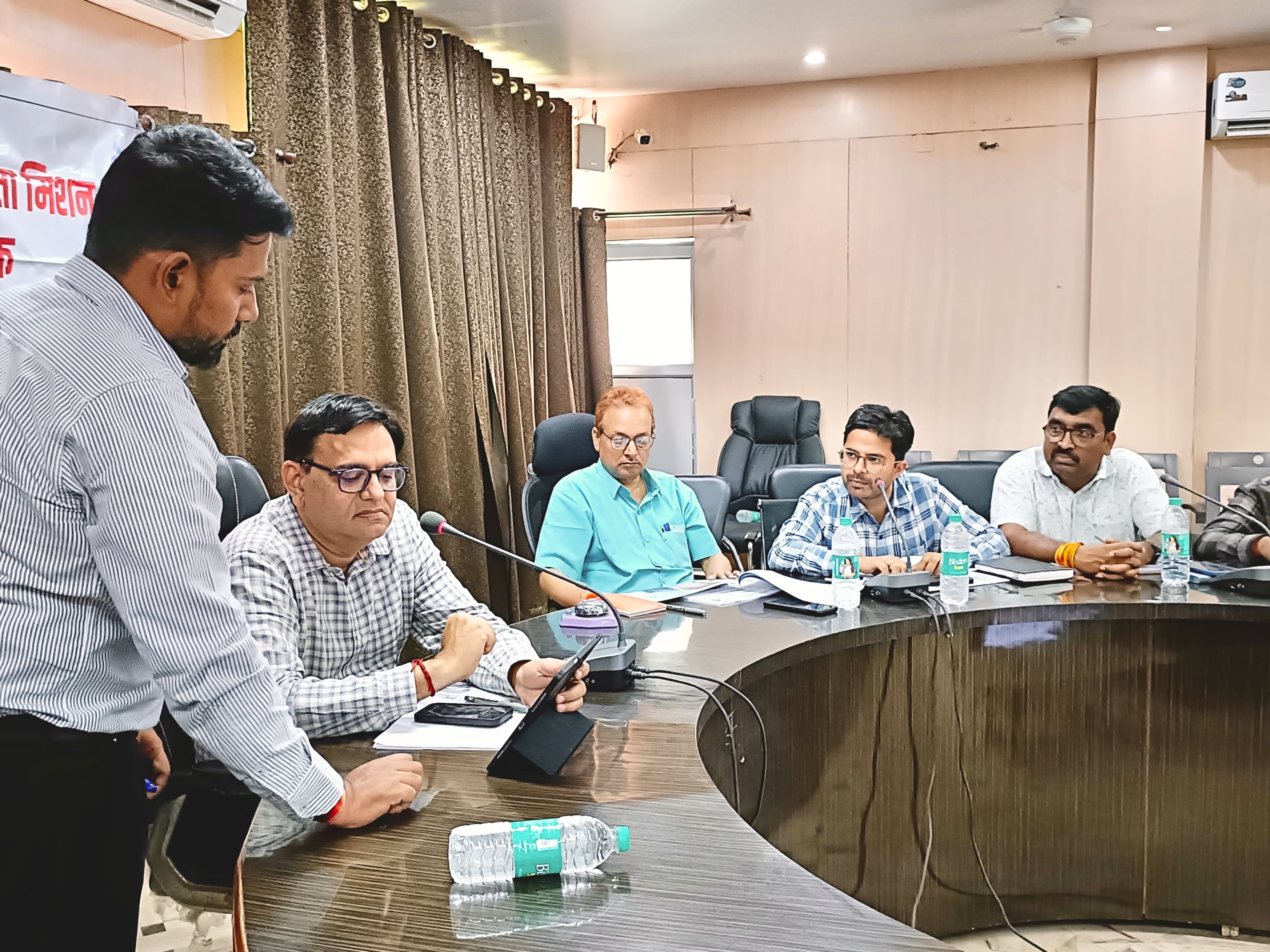 Tikamgarh Collector Orders 2-Month Completion For Ban Sujara Water Project