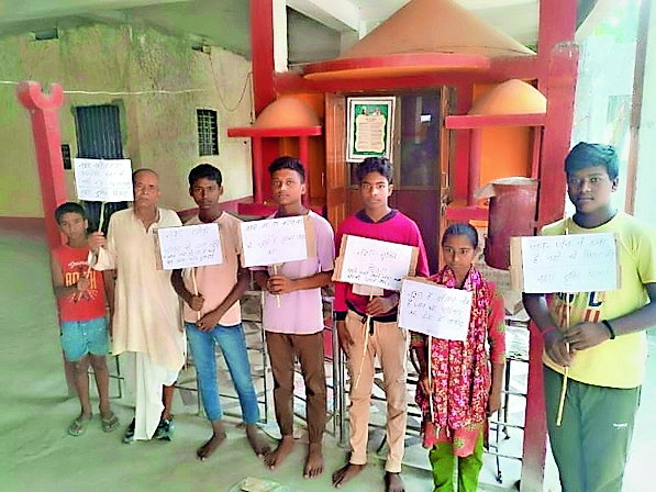 Gayatri Shaktipeeth organised a rally in Sarairanjan for de-addiction.