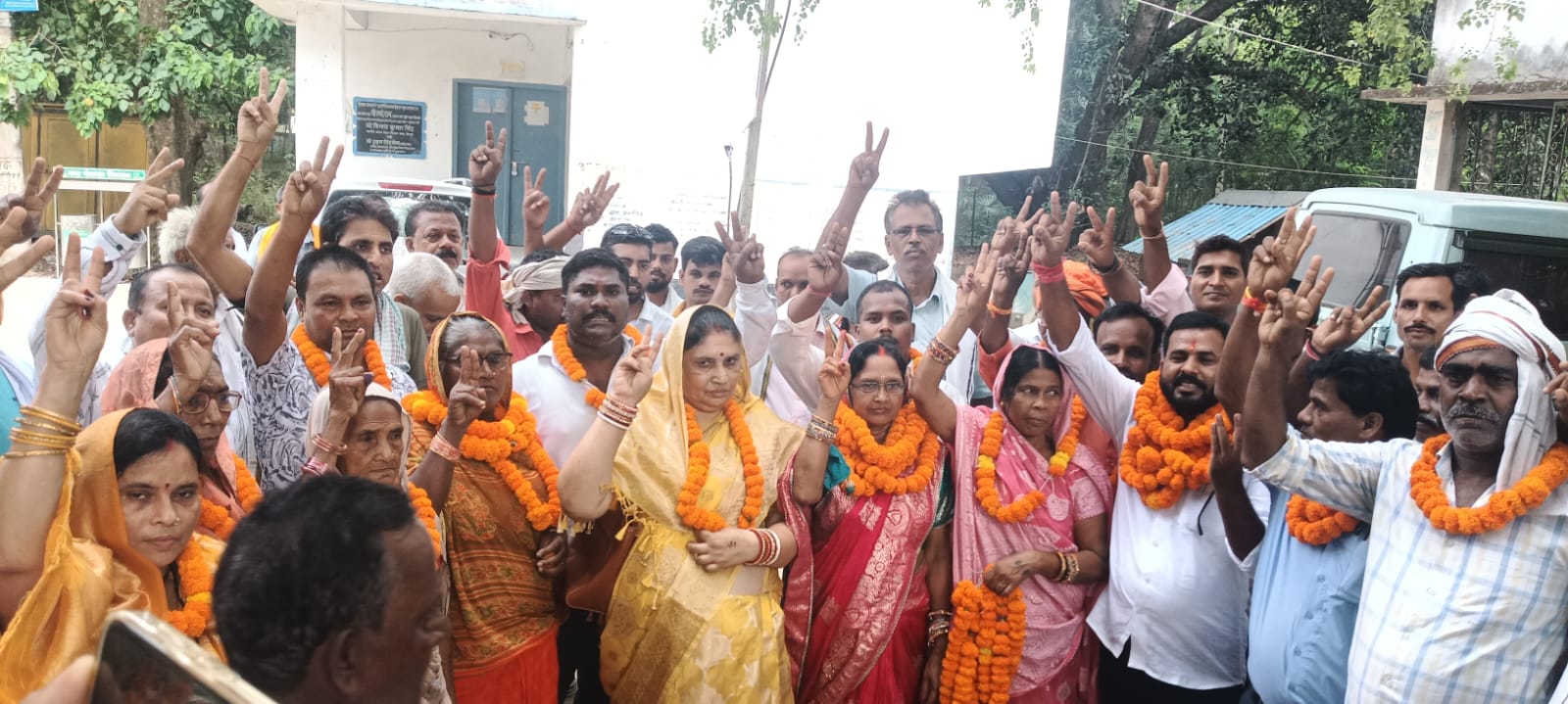 Election of the Empowered Standing Committee: Old veterans suffered a ...