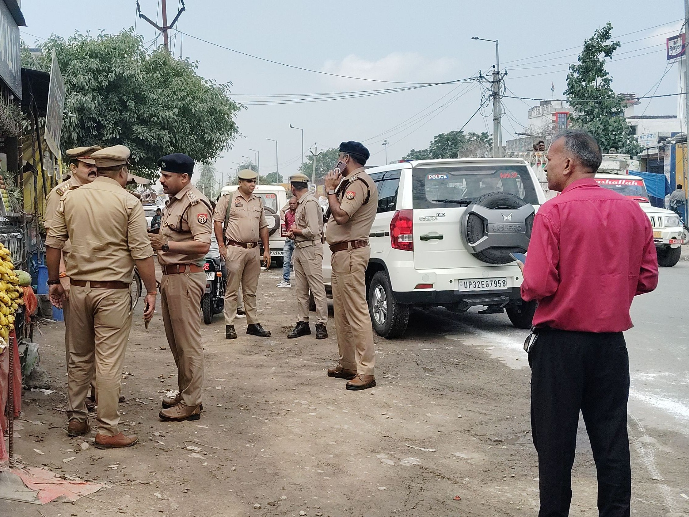 PWD Levels Rampur Dariyal Junction Potholes Ahead of CM Yogis Visit